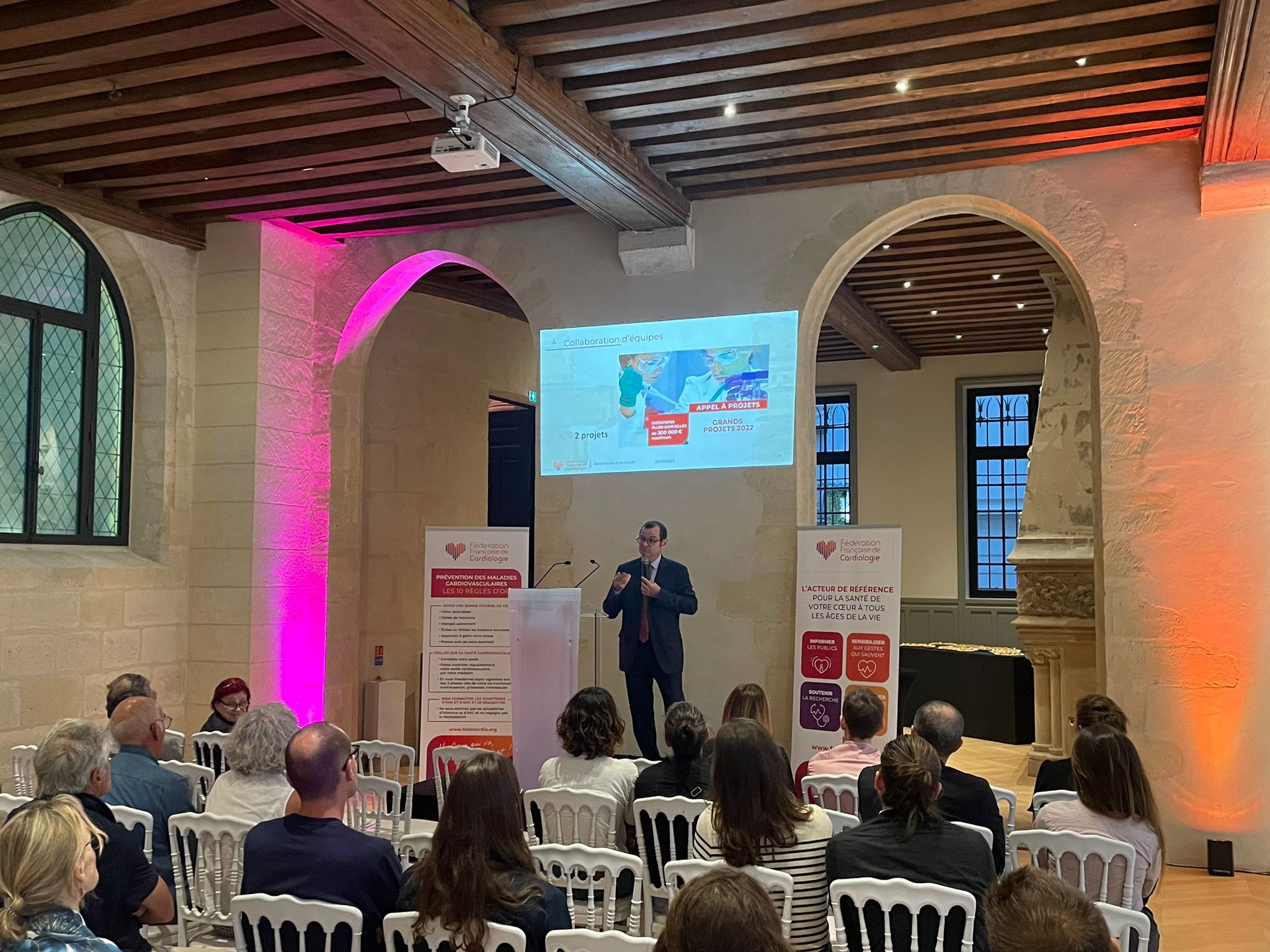 La recherche cardiovasculaire en 2023 : innovations et perspectives - FFC